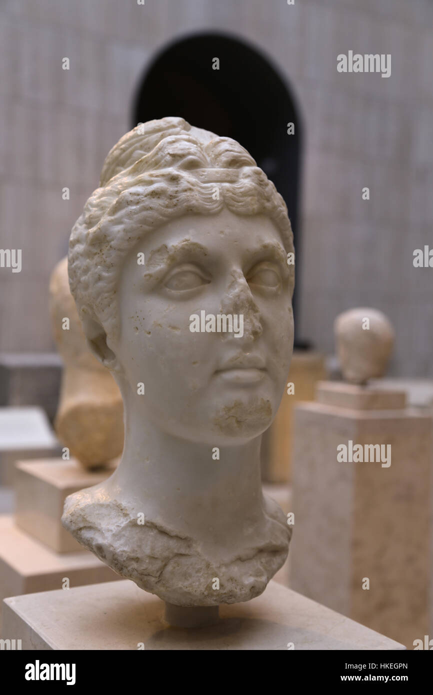 Antoninus pius and faustina hi-res stock photography and images - Alamy