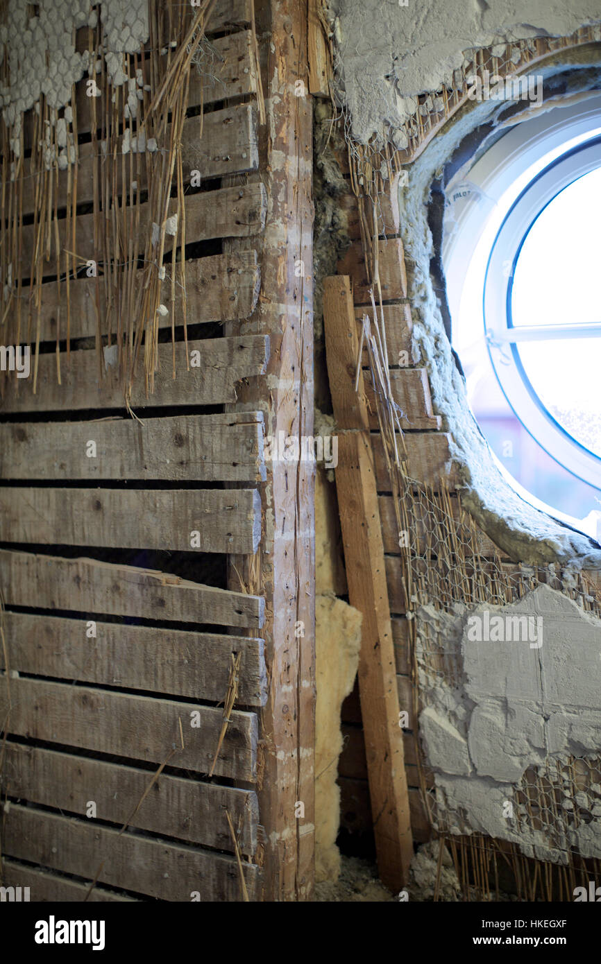 Ruined wall texture hi-res stock photography and images - Alamy