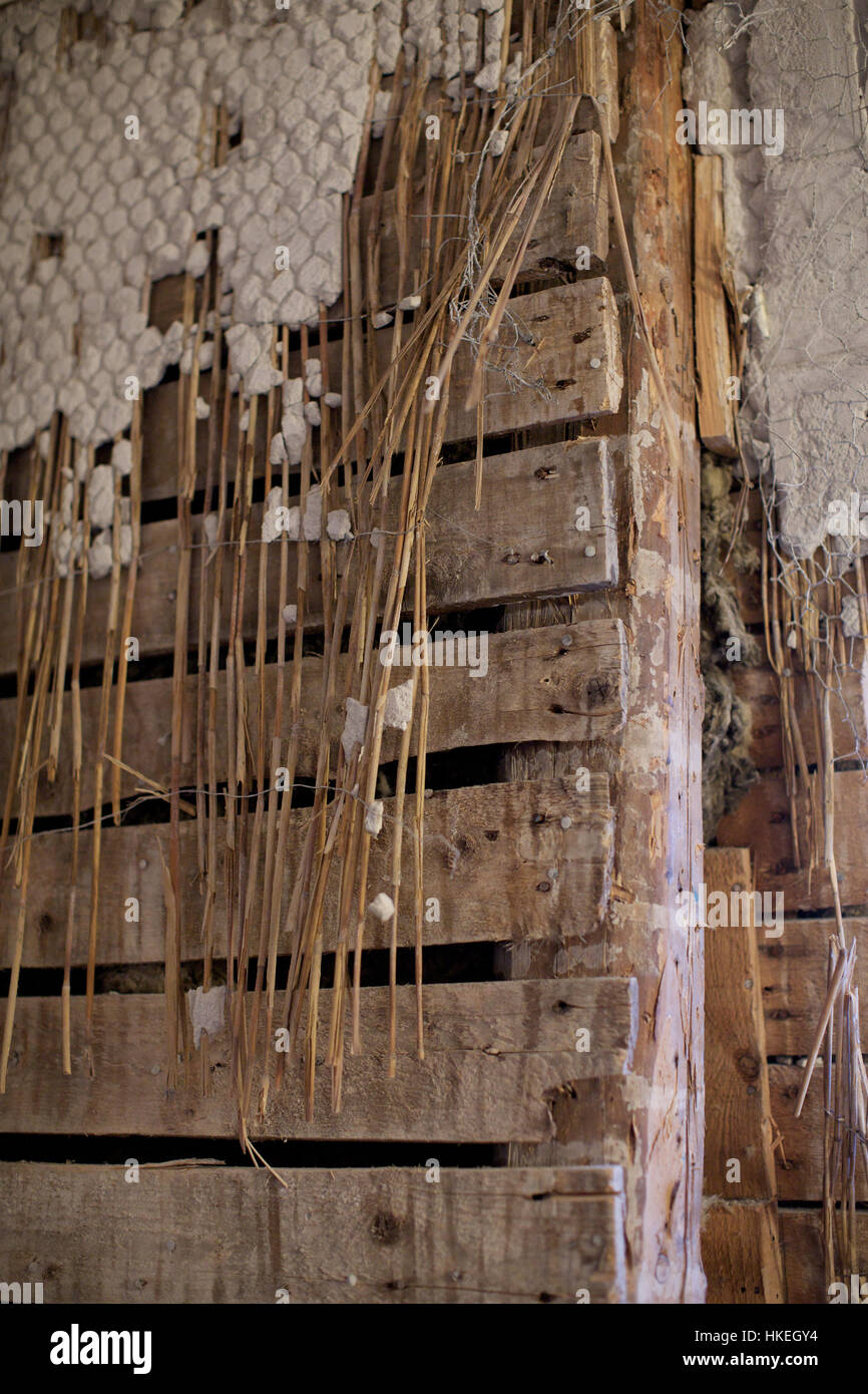 Ruined wall texture hi-res stock photography and images - Alamy