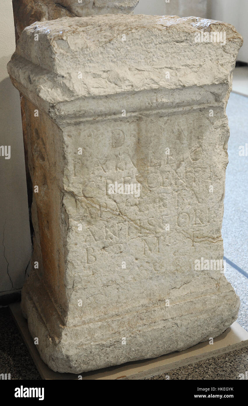 Letter to the romans hi-res stock photography and images - Alamy