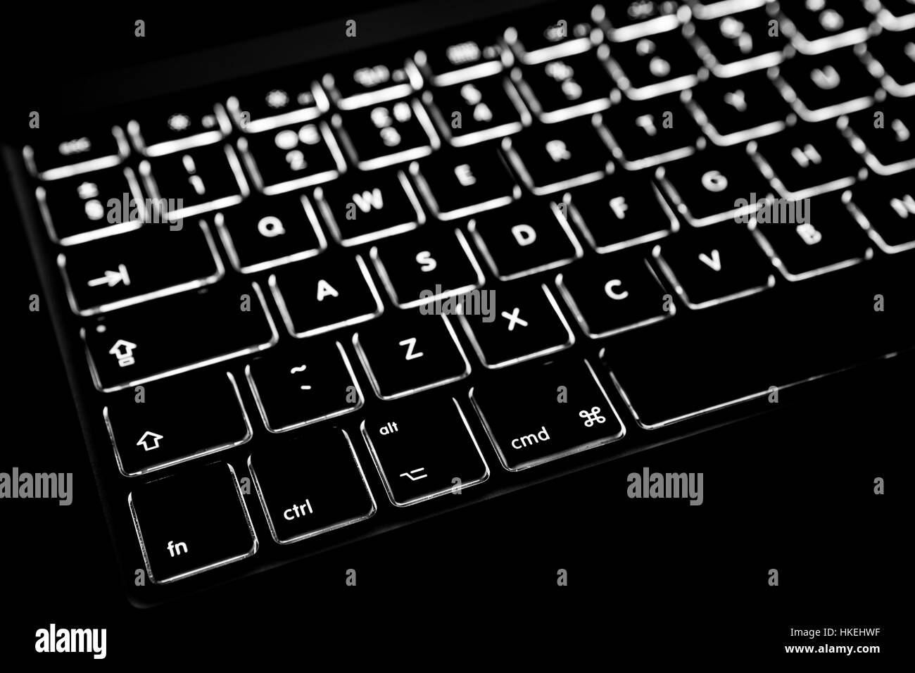 Backlit computer keyboard Stock Photo - Alamy