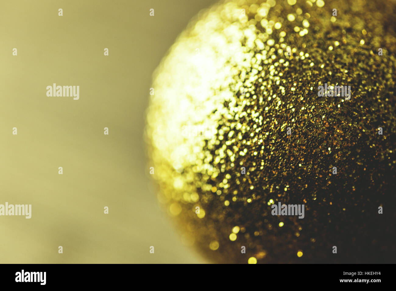 Gold glitter hi-res stock photography and images - Alamy