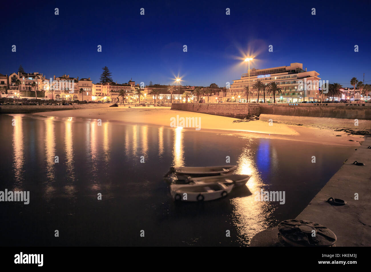CASCAIS, PORTUGAL - CIRCA OCTOBER, 2016: The promenade of Cascais by ...