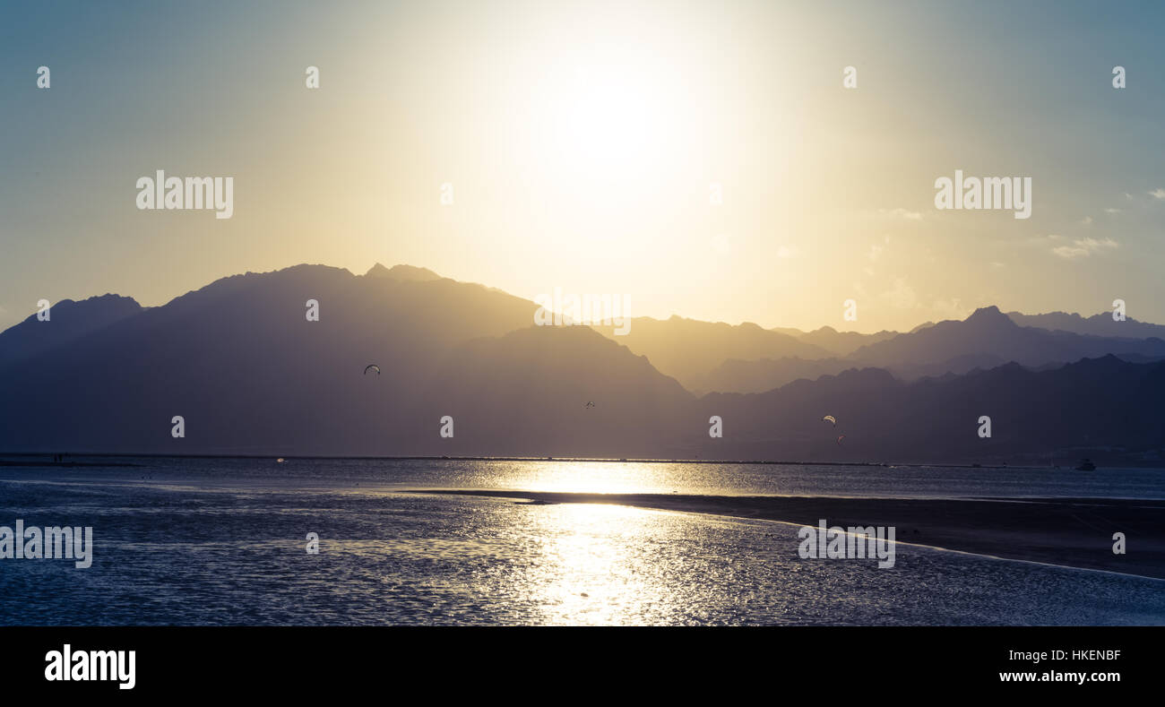 Red sea mountains egypt hi-res stock photography and images - Alamy