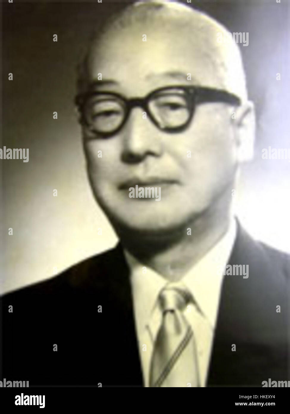 Yun Chi Chang was a renowned Chinese artist known for his ink paintings ...