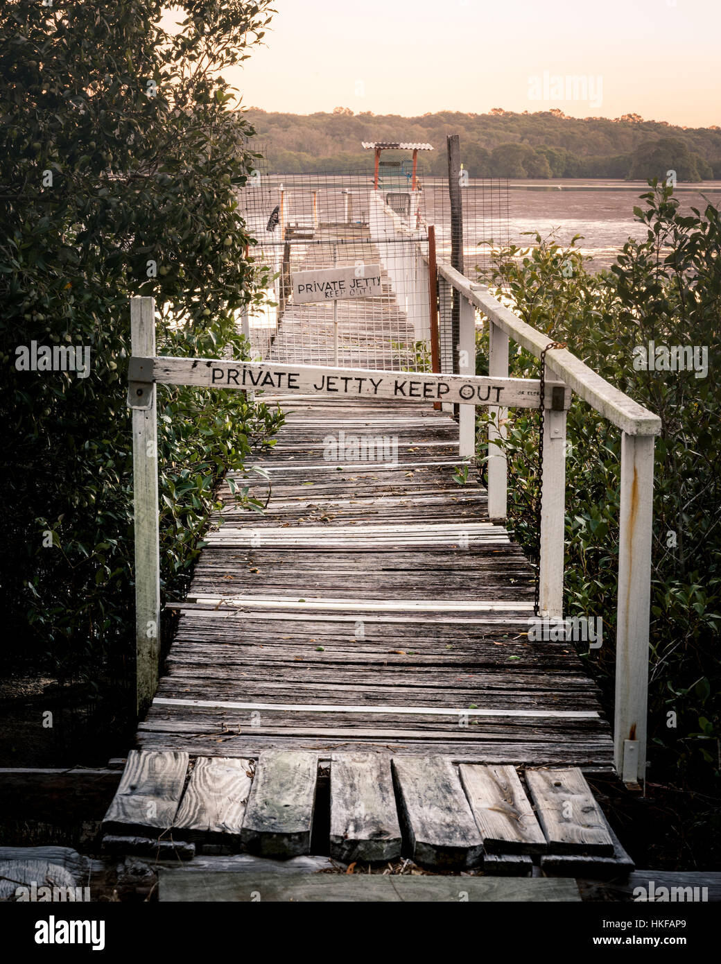 Timber signage hi-res stock photography and images - Alamy