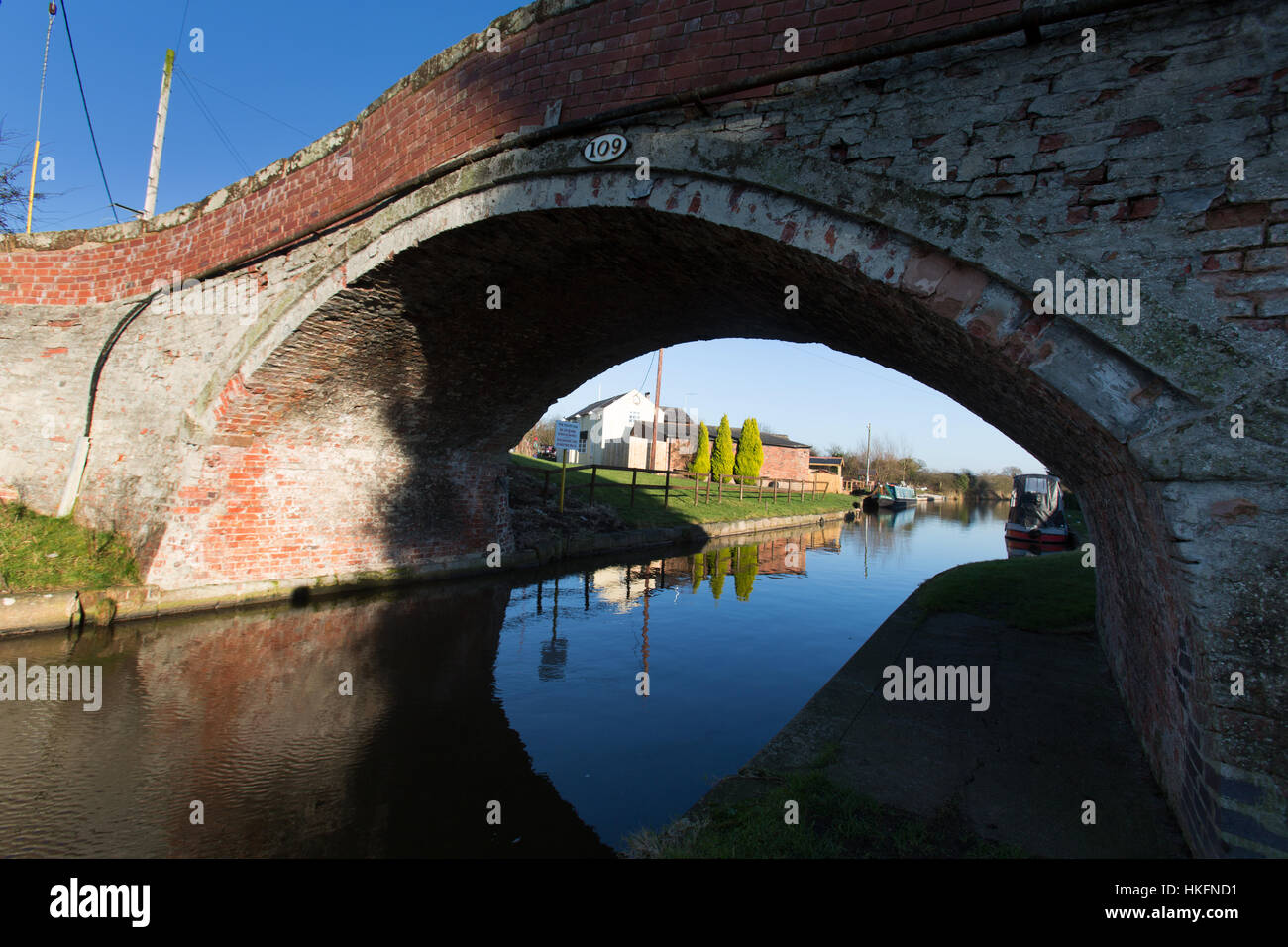Cheshire, England. Picturesque view of Bates Mill Bridge (number 109 ...