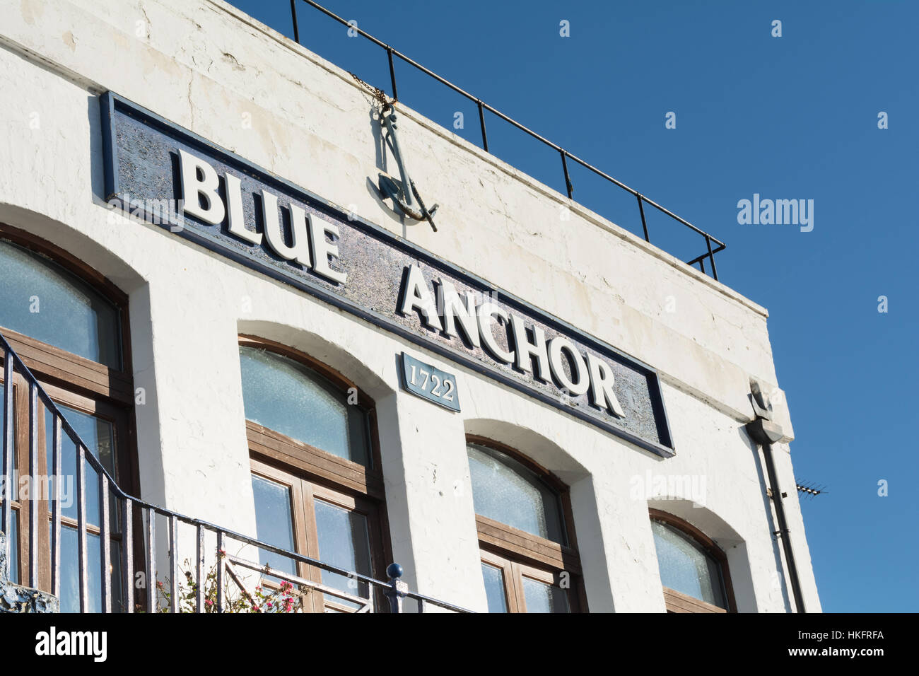 Blue anchor pub hammersmith hi-res stock photography and images - Alamy