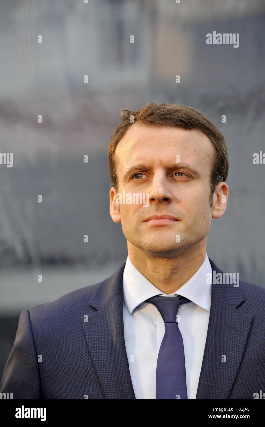 Emmanuel macron portrait hi-res stock photography and images - Alamy