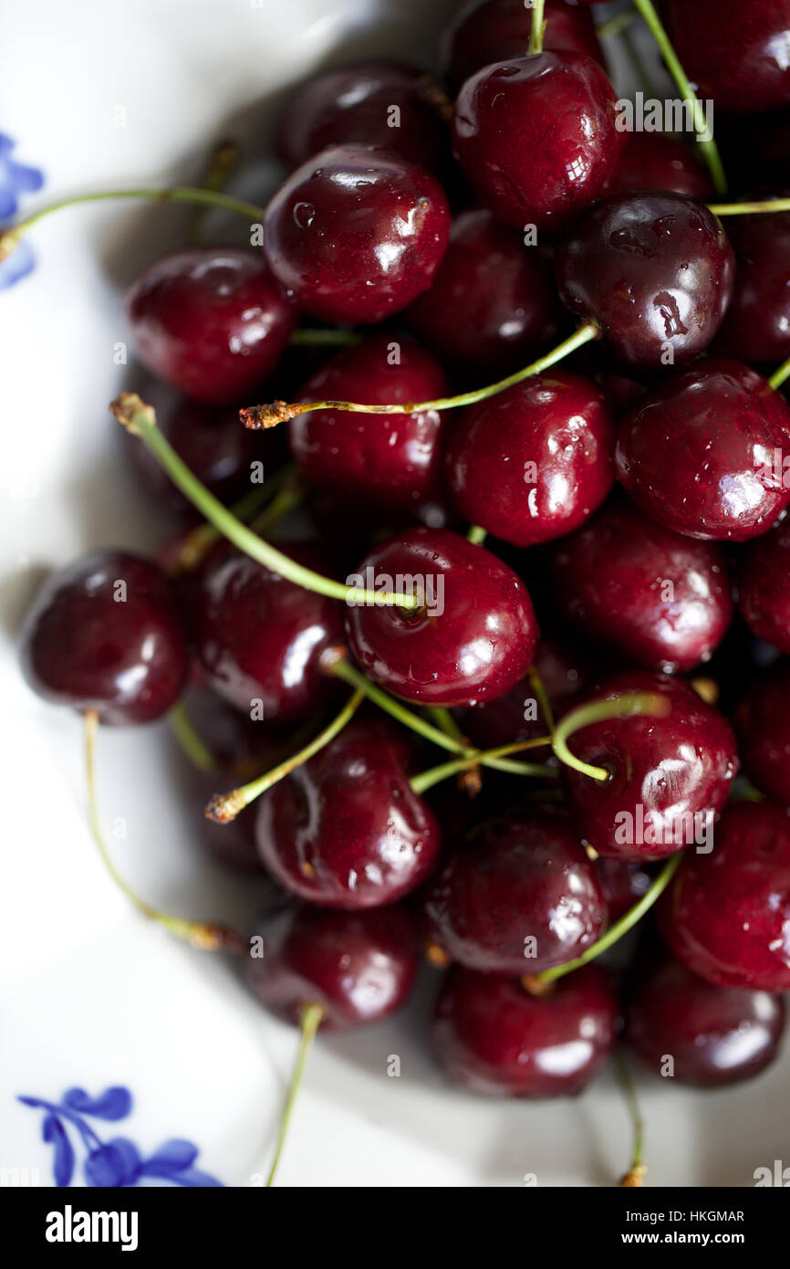 Cherries with stem hi-res stock photography and images - Alamy