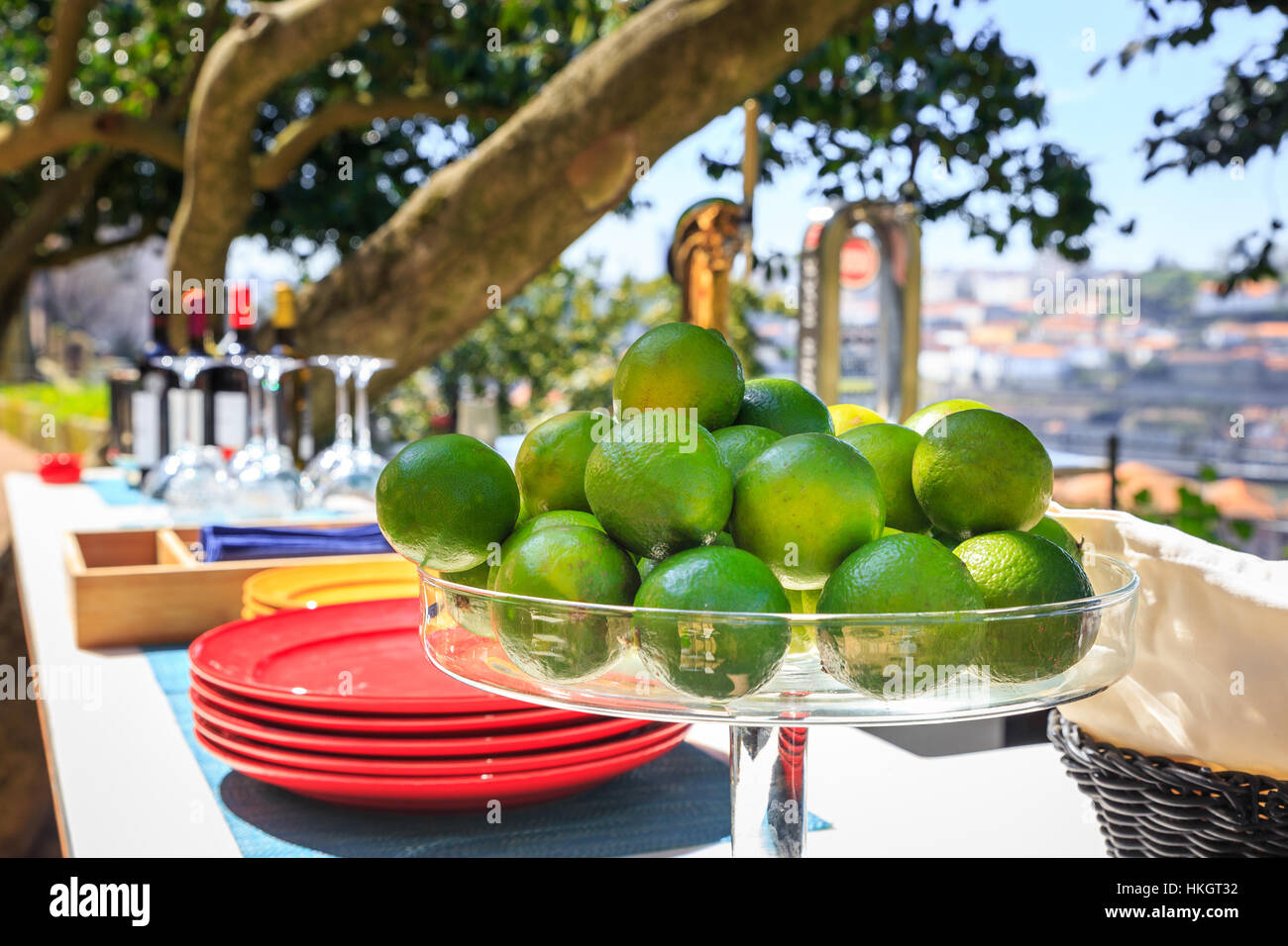Bowl of Limes on a Outdoor Bar Stock Photo - Alamy