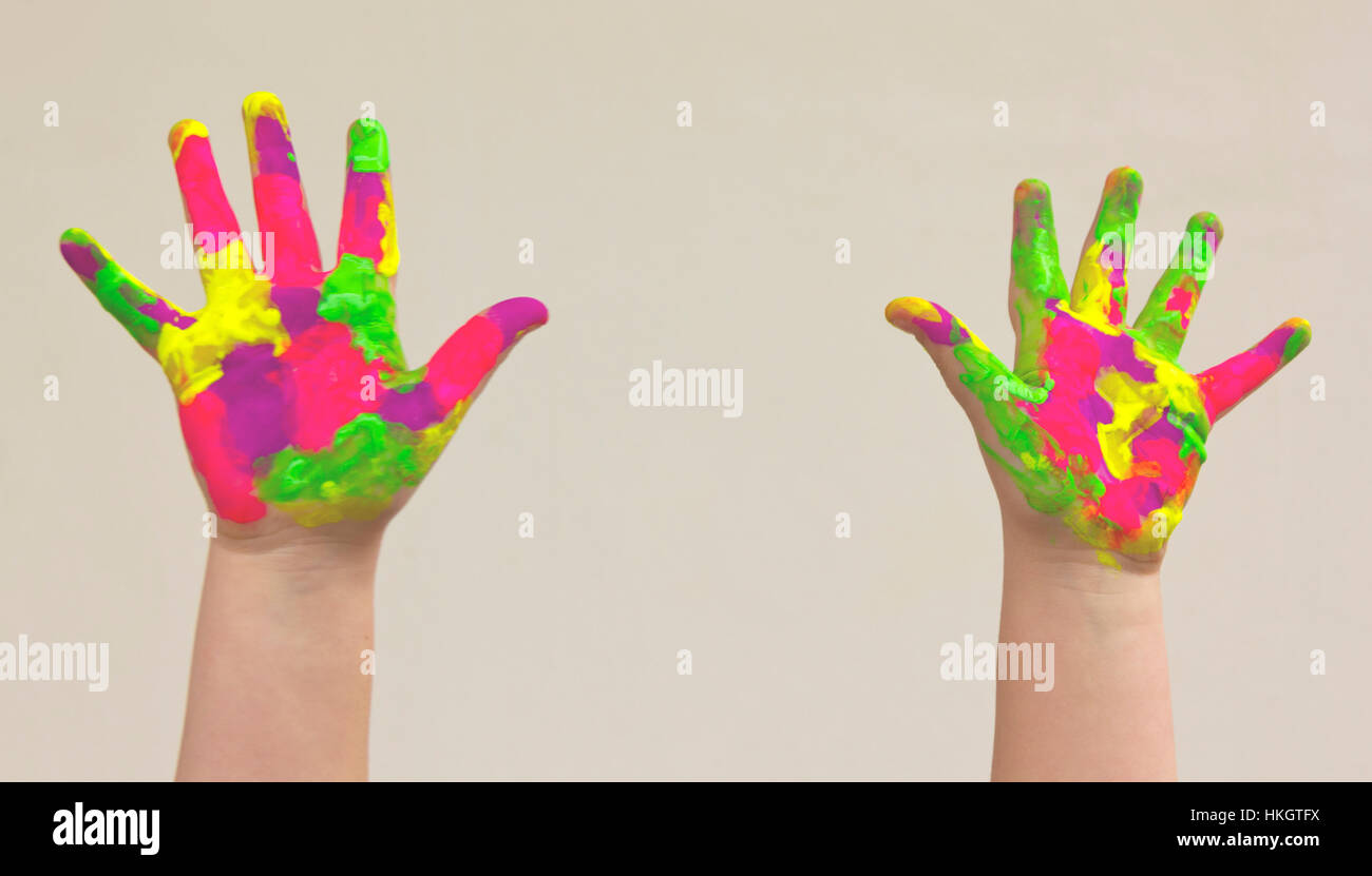 Hand hands green paint hi-res stock photography and images - Alamy