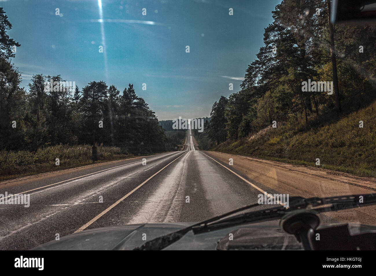 empty summer road at noon Stock Photo - Alamy