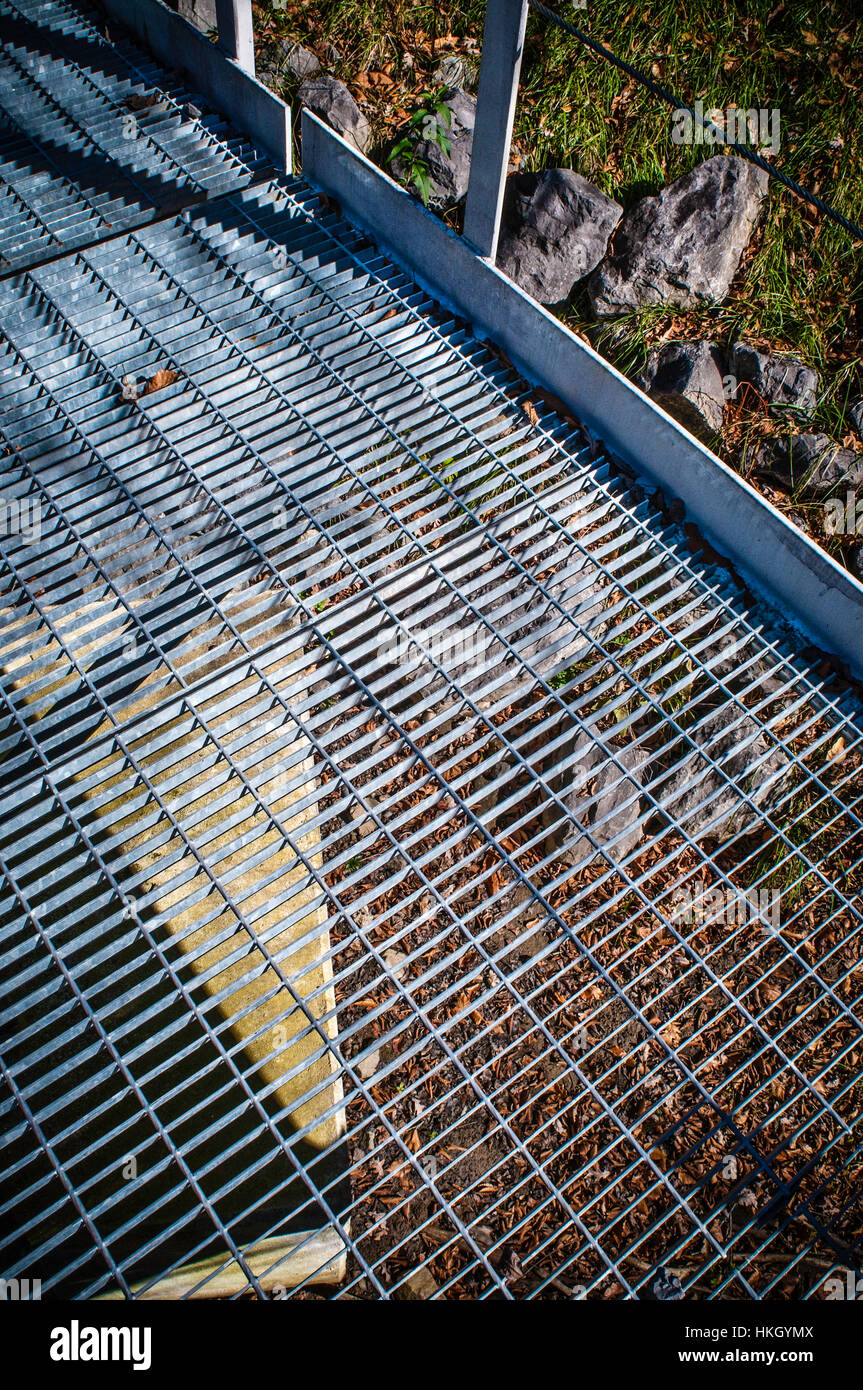 New railroad bridge over stream Stock Photo - Alamy