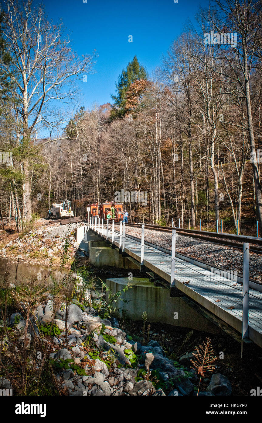 New railroad bridge over stream Stock Photo - Alamy