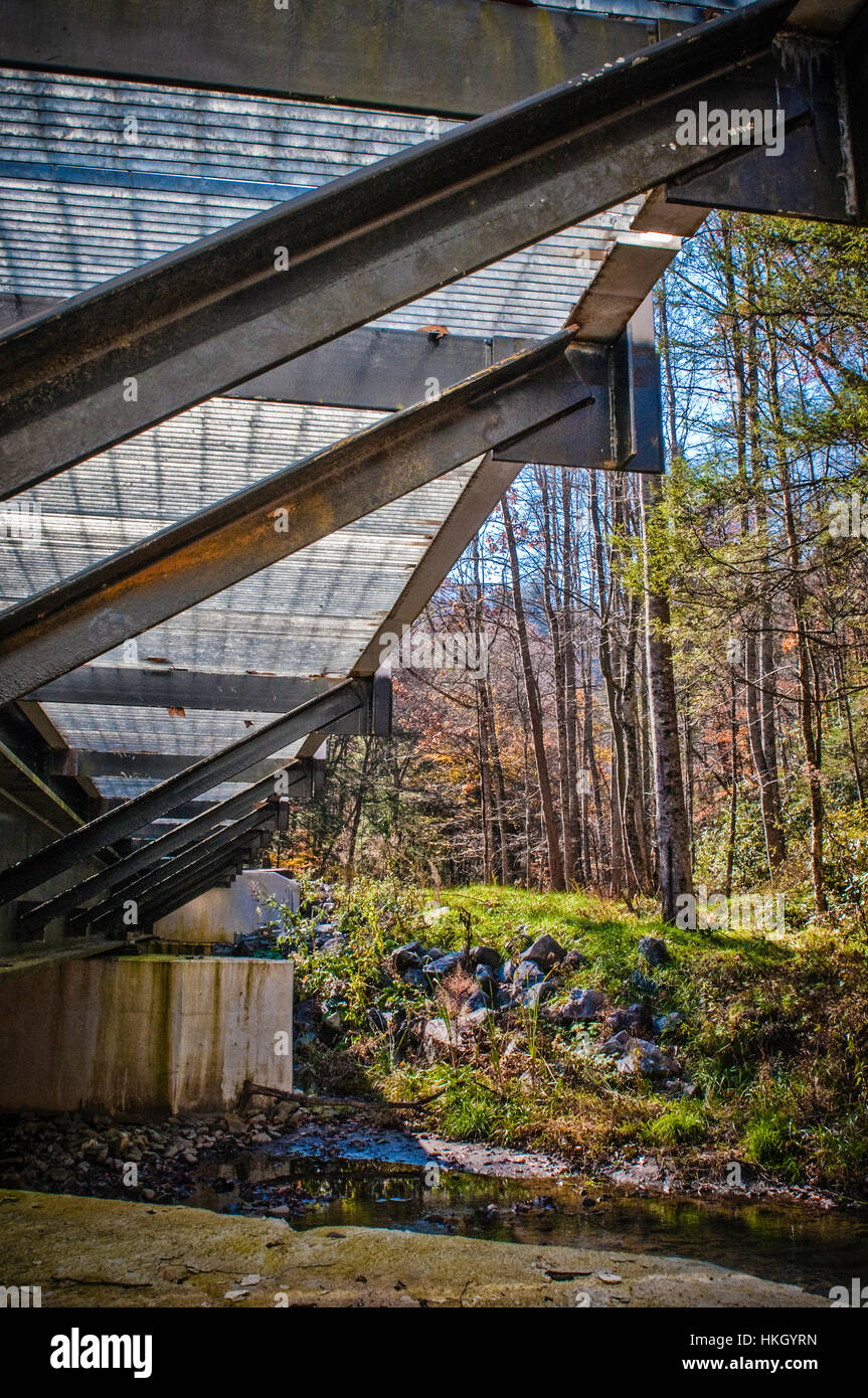 New railroad bridge over stream Stock Photo - Alamy