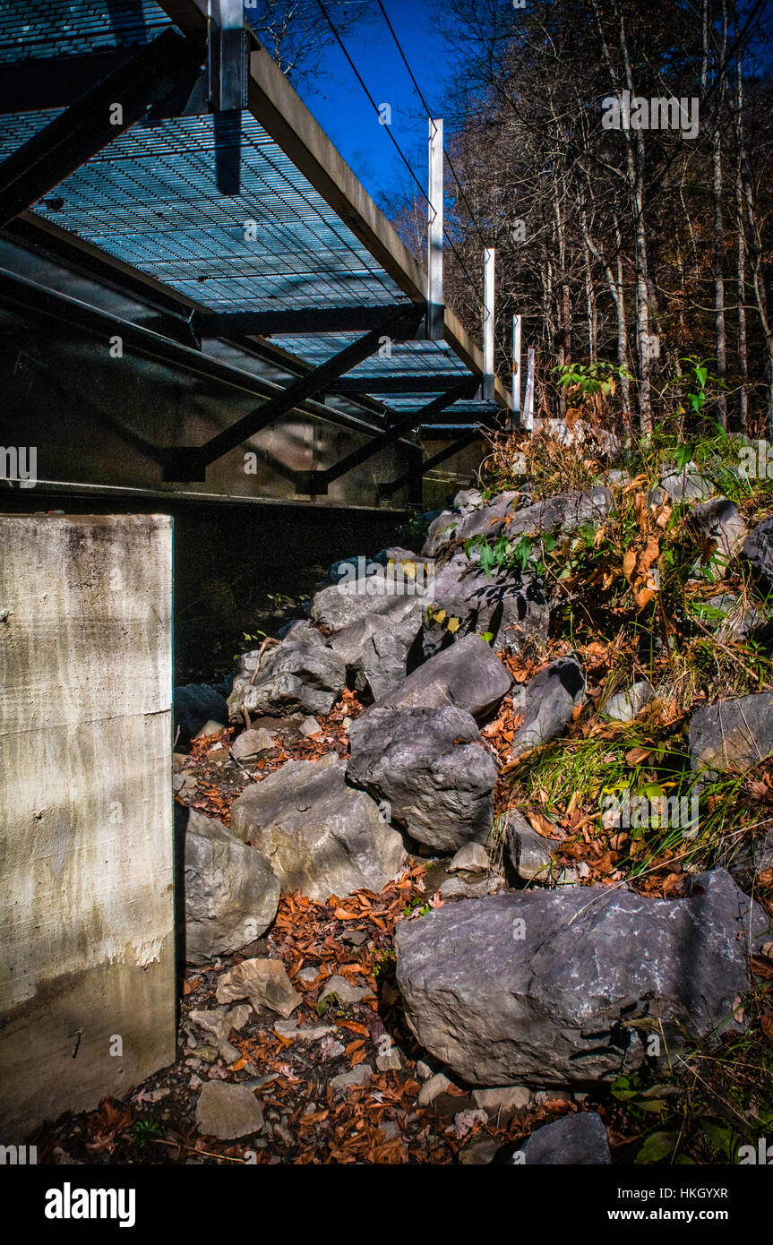 New railroad bridge over stream Stock Photo - Alamy
