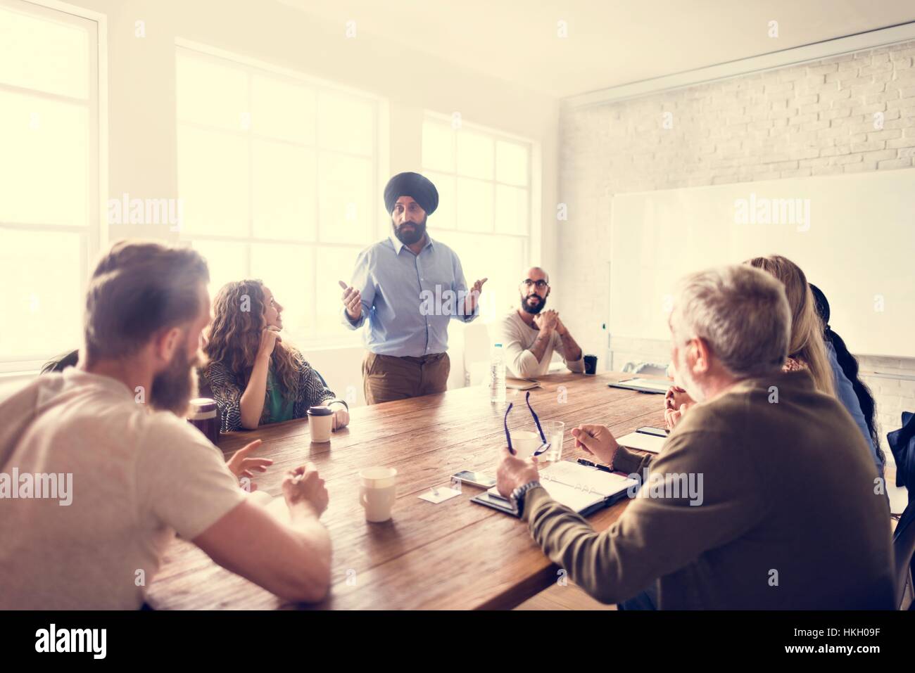Meeting Table Networking Sharing Concept Stock Photo - Alamy