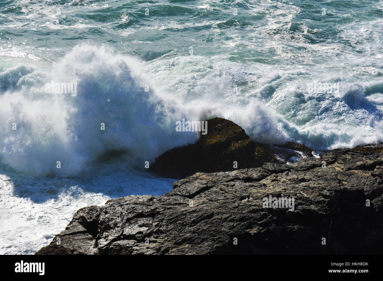 Cornish white water waves hi-res stock photography and images - Alamy