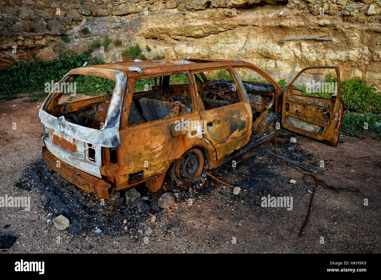 Vehicle wreckage burnt hi-res stock photography and images - Alamy