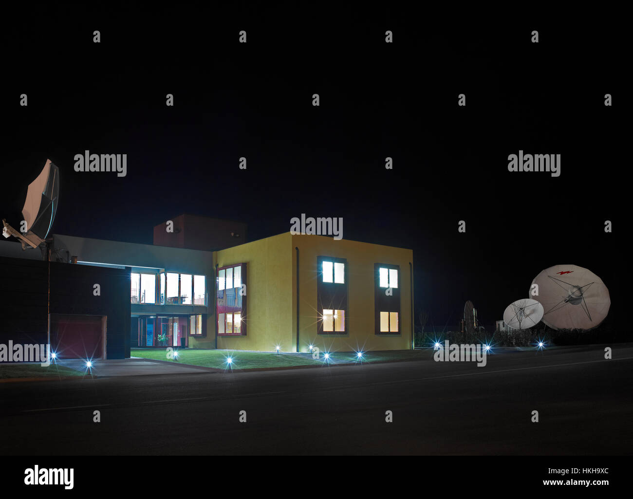 Radar station for telecommunications at night Stock Photo - Alamy