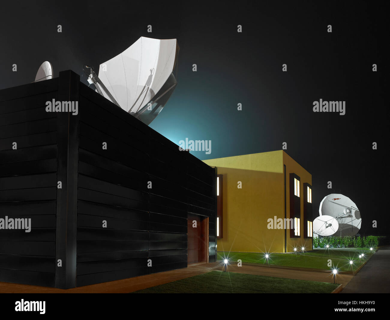 Radar station for telecommunications at night Stock Photo - Alamy