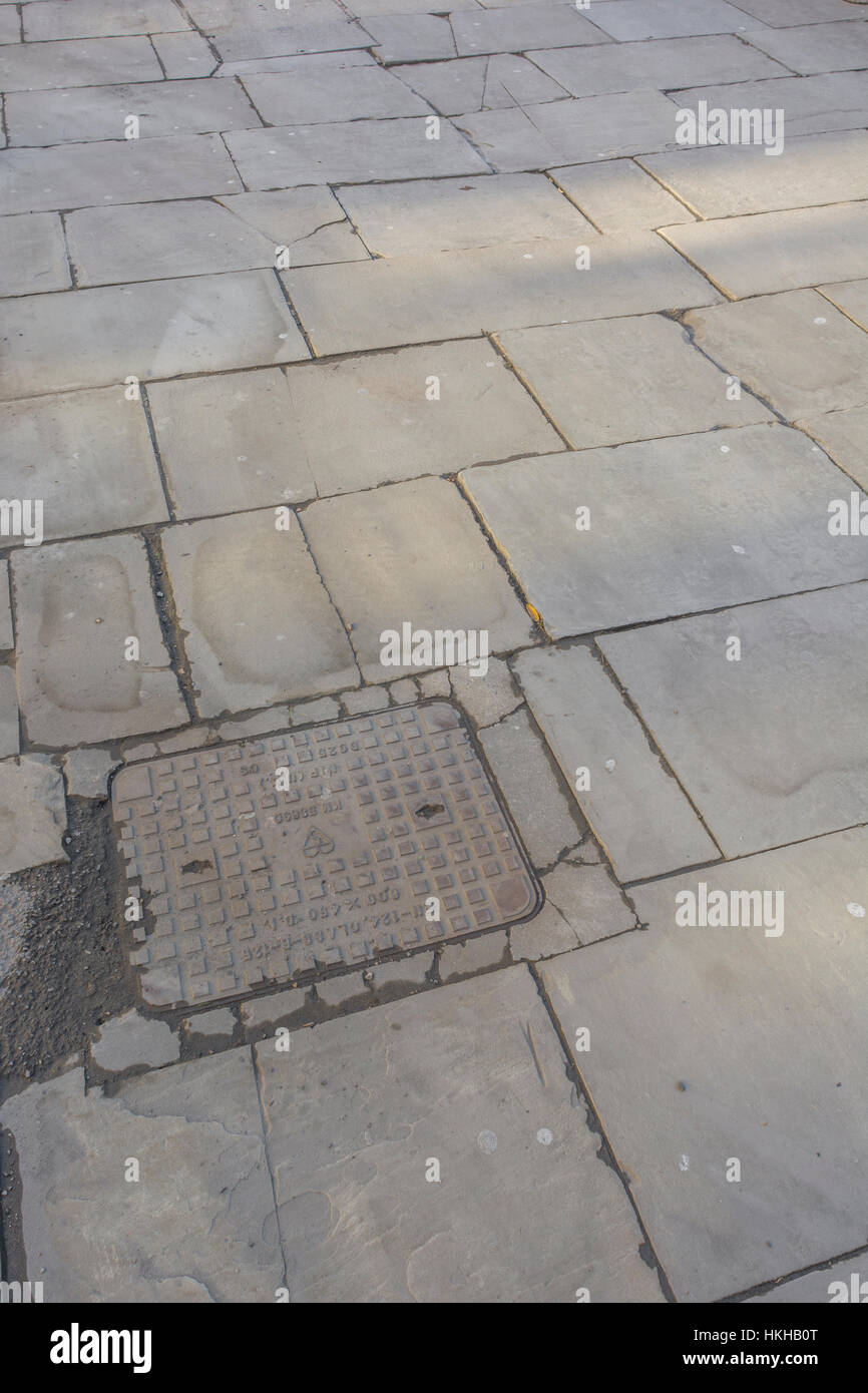 Pavement london hi-res stock photography and images - Alamy
