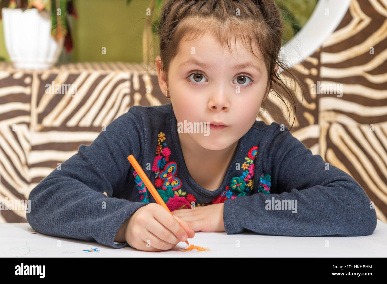 Preschooler child drawing Stock Photo - Alamy