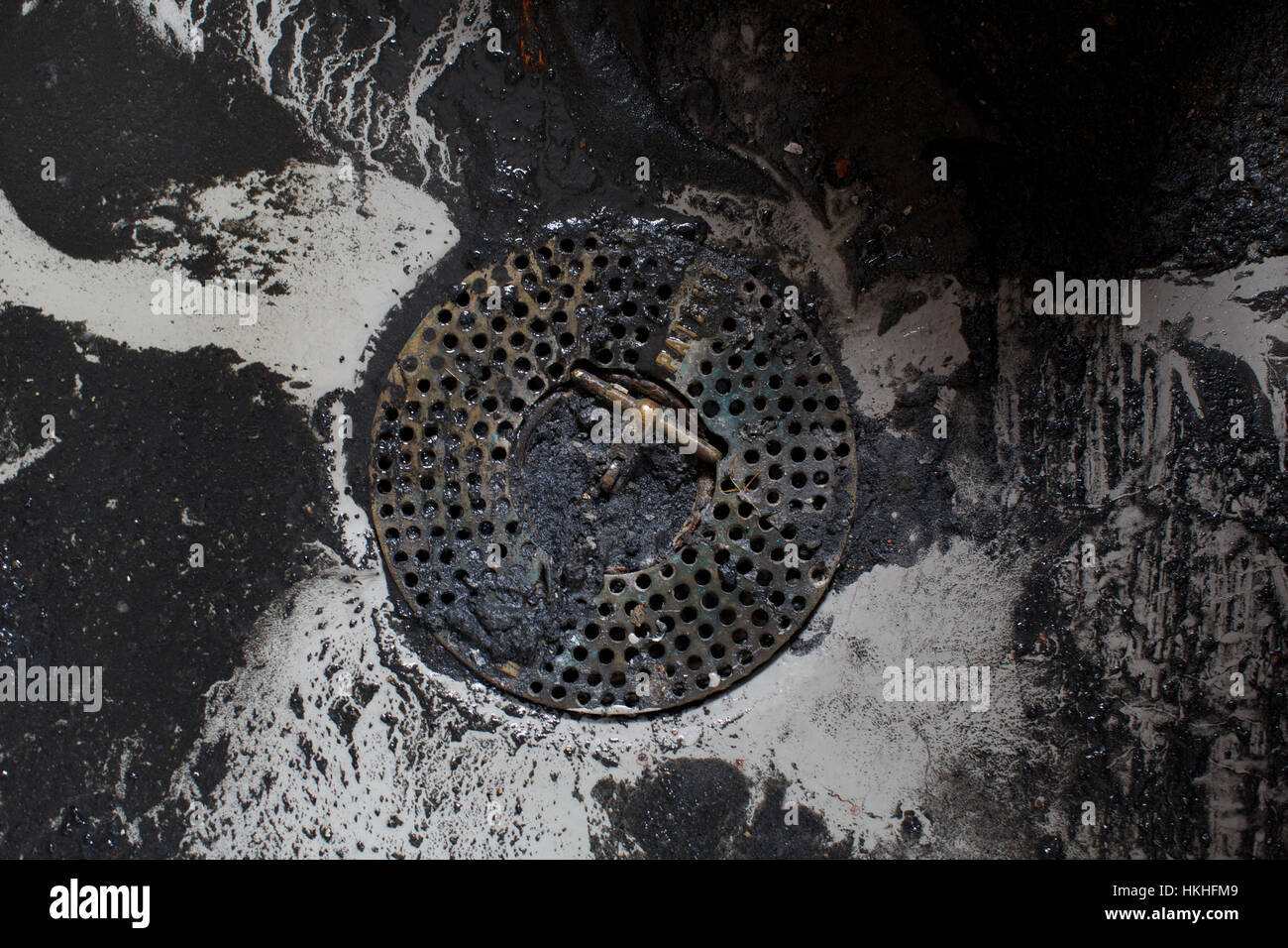Sewer lid hi-res stock photography and images - Alamy