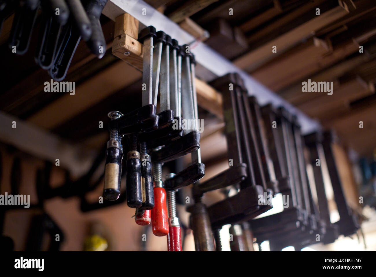 Hand screw clamp hi-res stock photography and images - Alamy