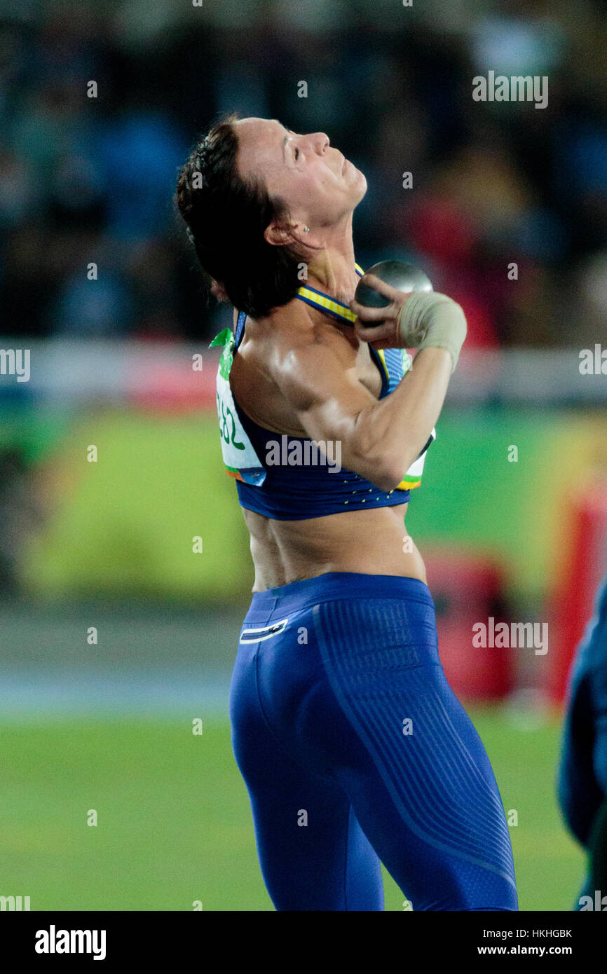 Heptathlon shot put hi-res stock photography and images - Alamy