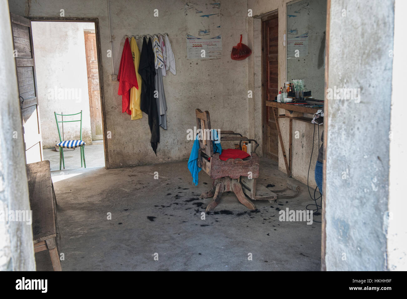 ^haircut rural ^barber hi-res stock photography and images - Alamy