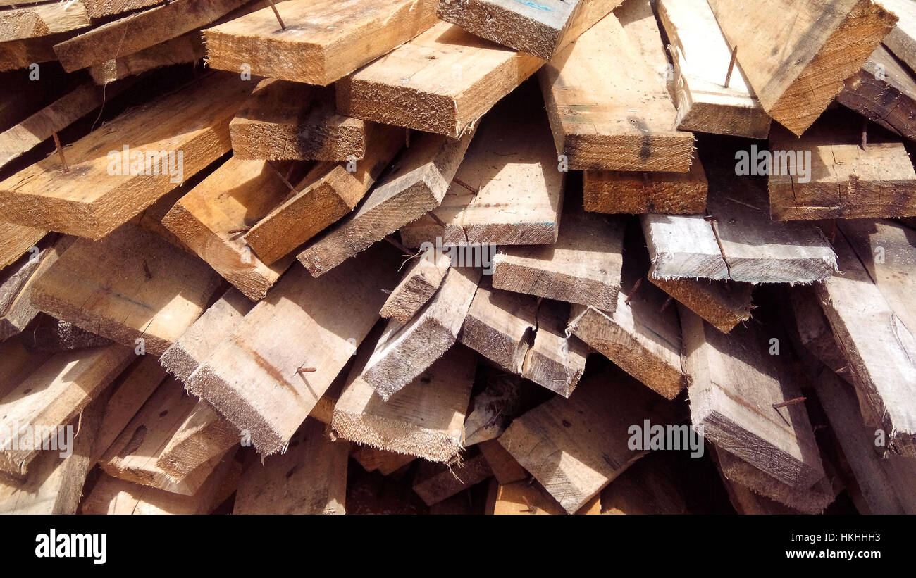 Stack of lumber wood used in construction Stock Photo - Alamy