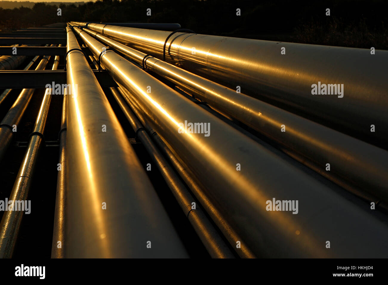 Fuel pipes in oil field hi-res stock photography and images - Alamy