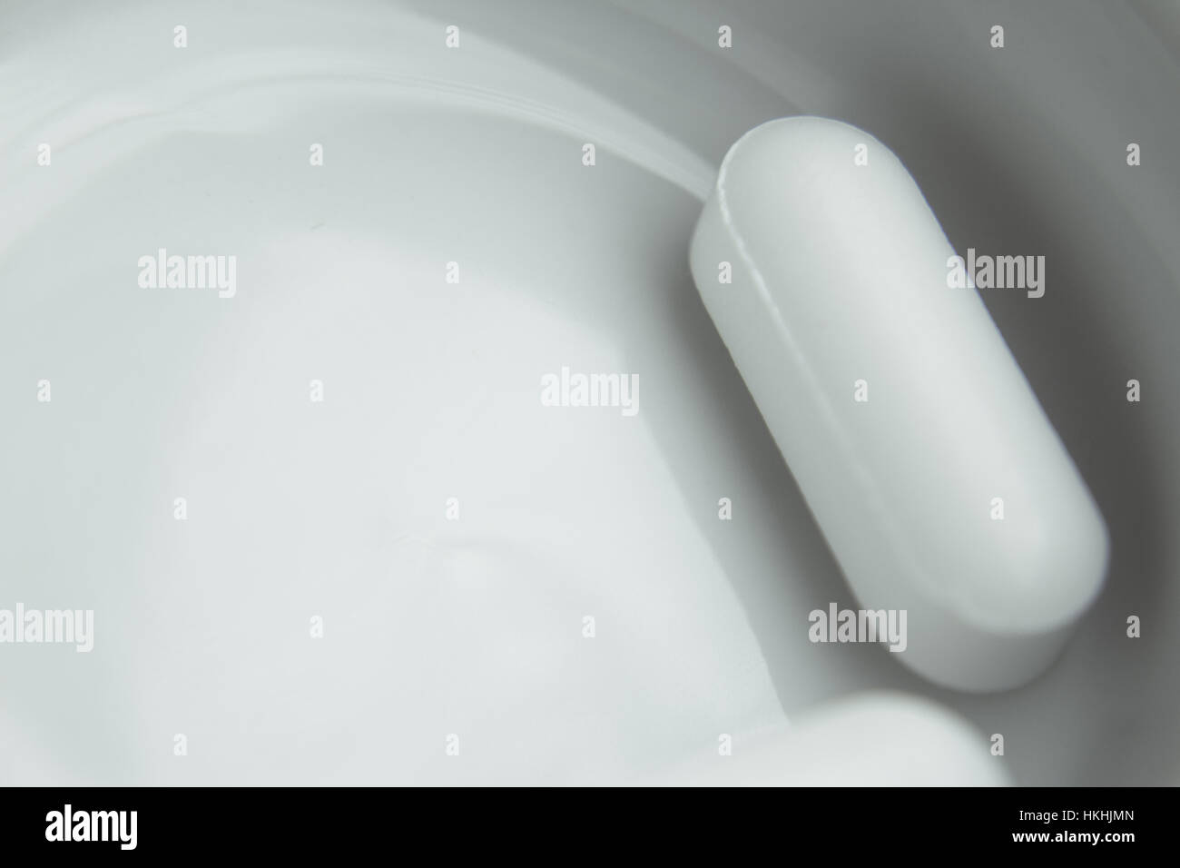 Muscle pain pills Stock Photo - Alamy