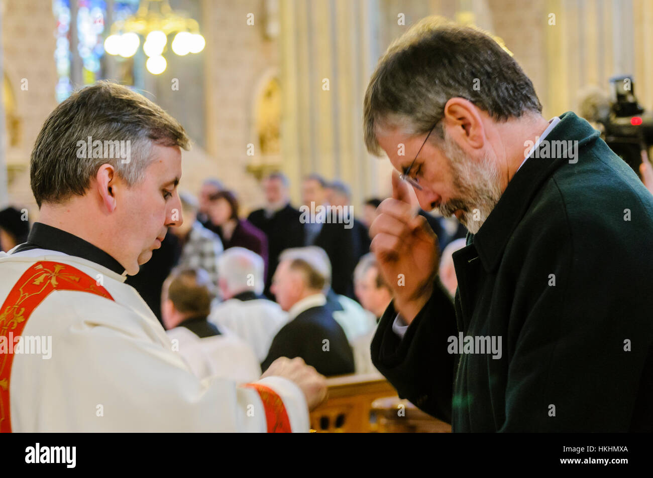 Communion service hi-res stock photography and images - Alamy