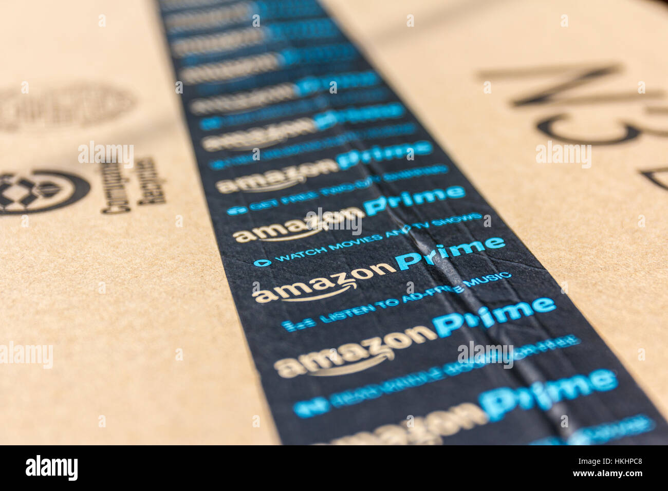 Amazon com package hi-res stock photography and images - Alamy