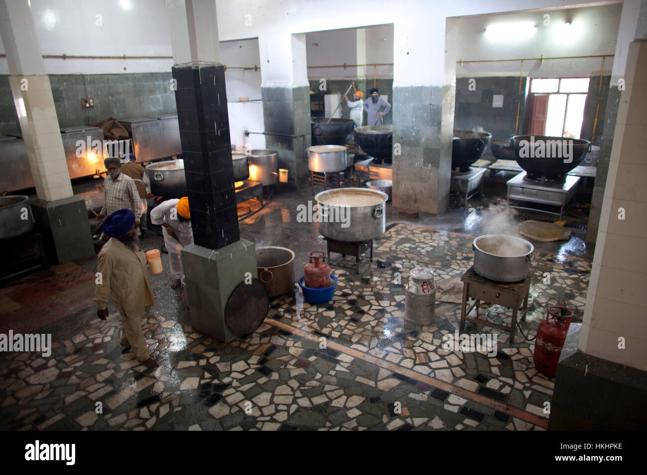 Golden temple food hi-res stock photography and images - Alamy