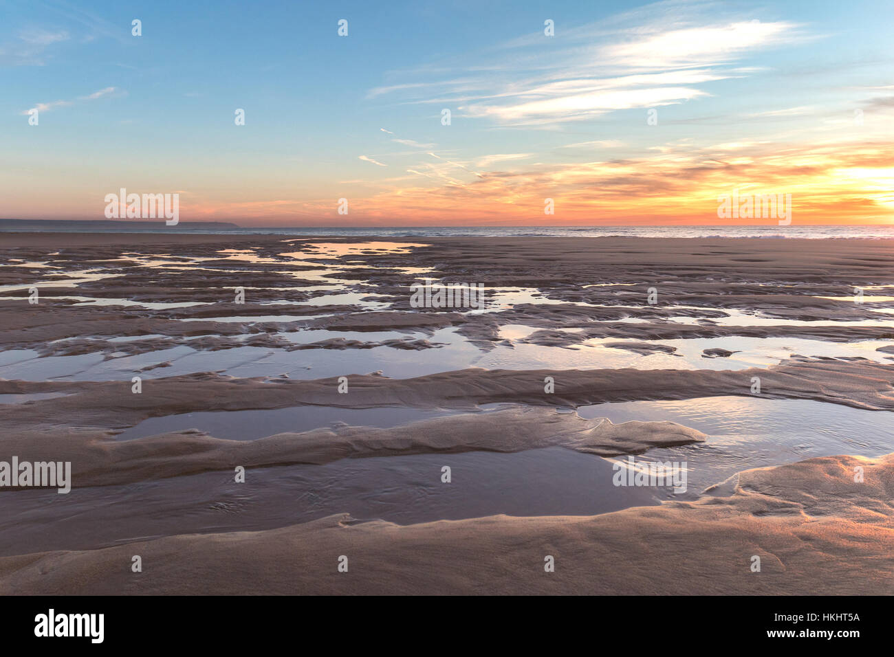Orange sun sunset sand hi-res stock photography and images - Alamy