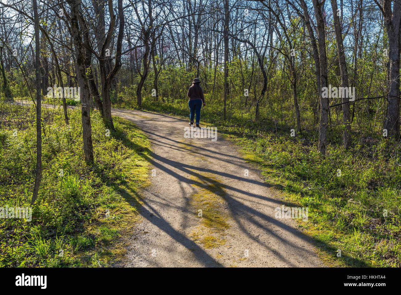 Native indians walking hi-res stock photography and images - Alamy