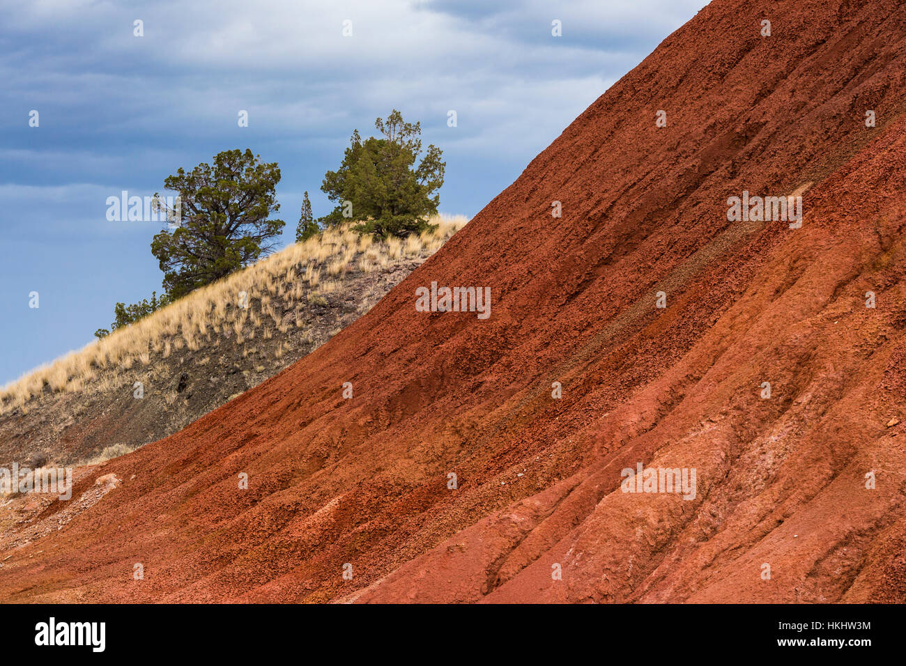 Red clay soil hi-res stock photography and images - Alamy