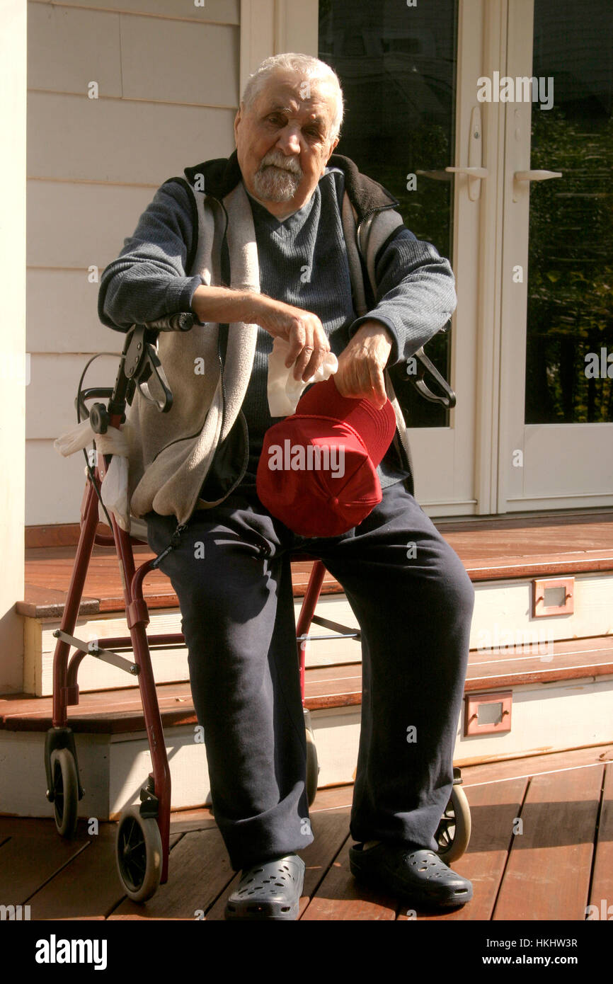 Old man with walker hi-res stock photography and images - Alamy