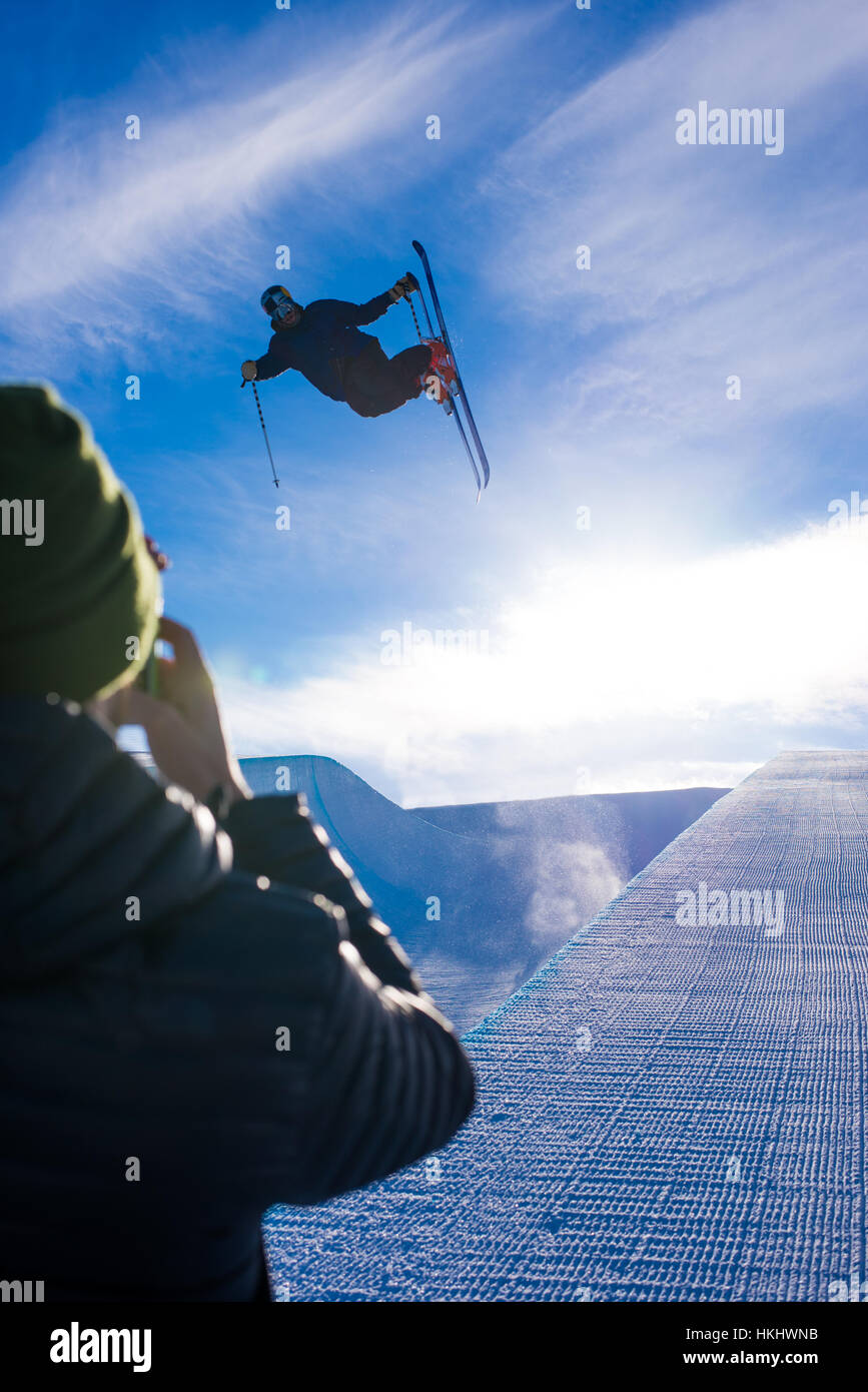 Photographer takes photo of halfpipe skier doing a trick Stock Photo ...