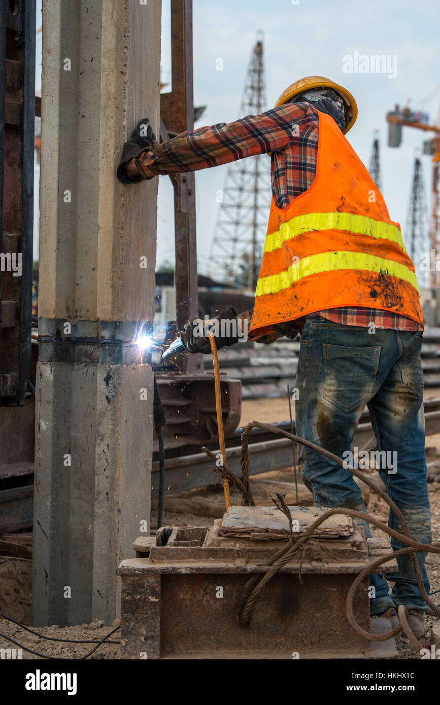 Welding construction site hi-res stock photography and images - Alamy