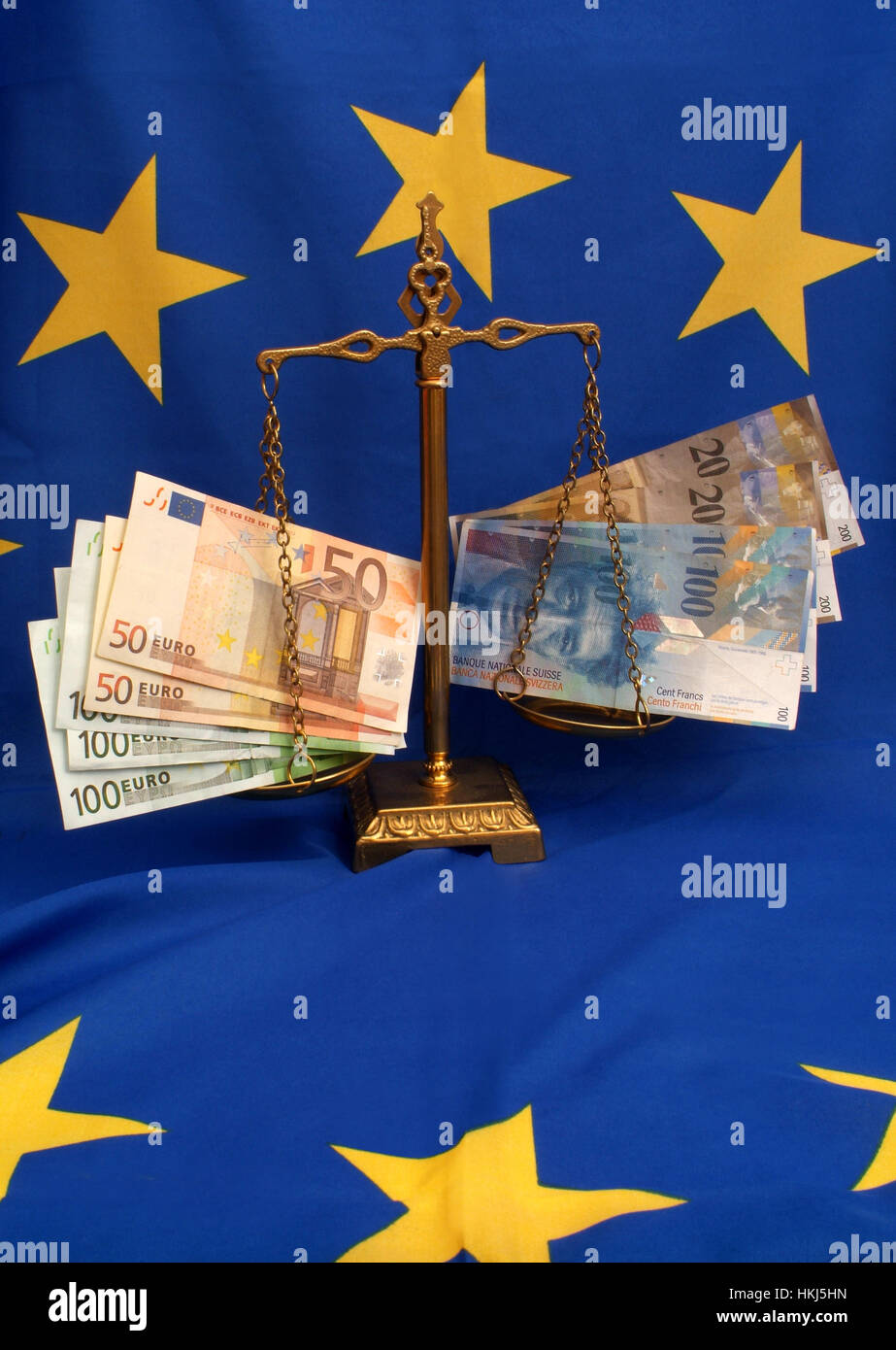 Swiss franc contra Euro Stock Photo - Alamy