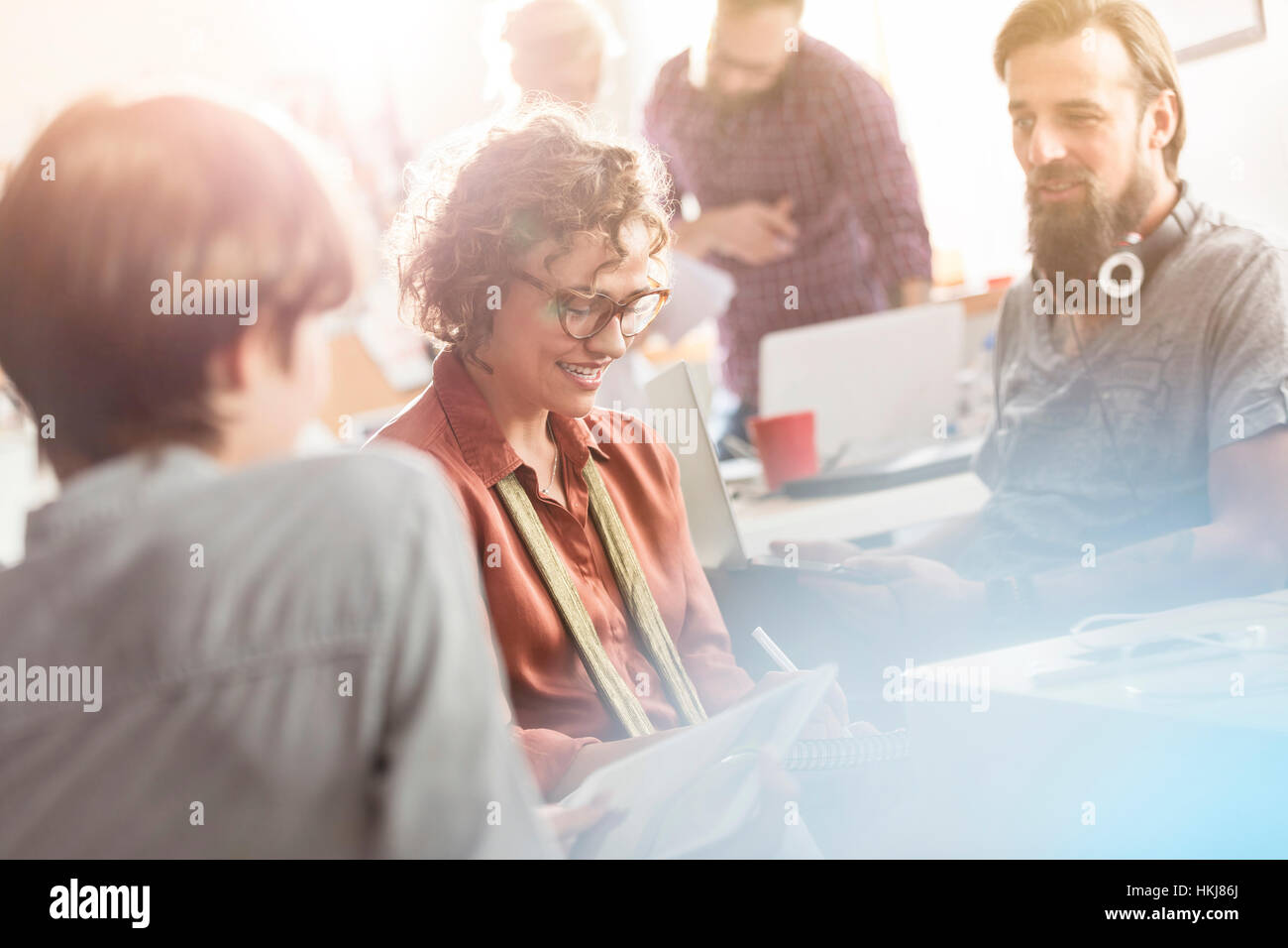 Design meeting hi-res stock photography and images - Alamy