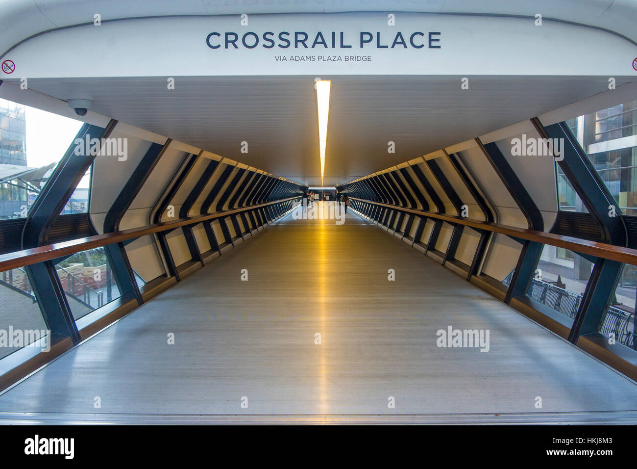 Crossrail Place, Canary Wharf Crossrail Station, Canary Wharf, London ...