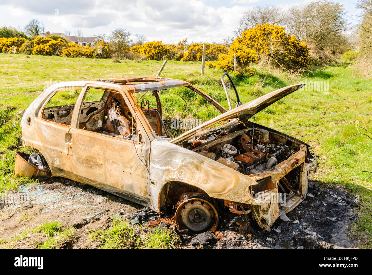 Car fires uk hi-res stock photography and images - Alamy