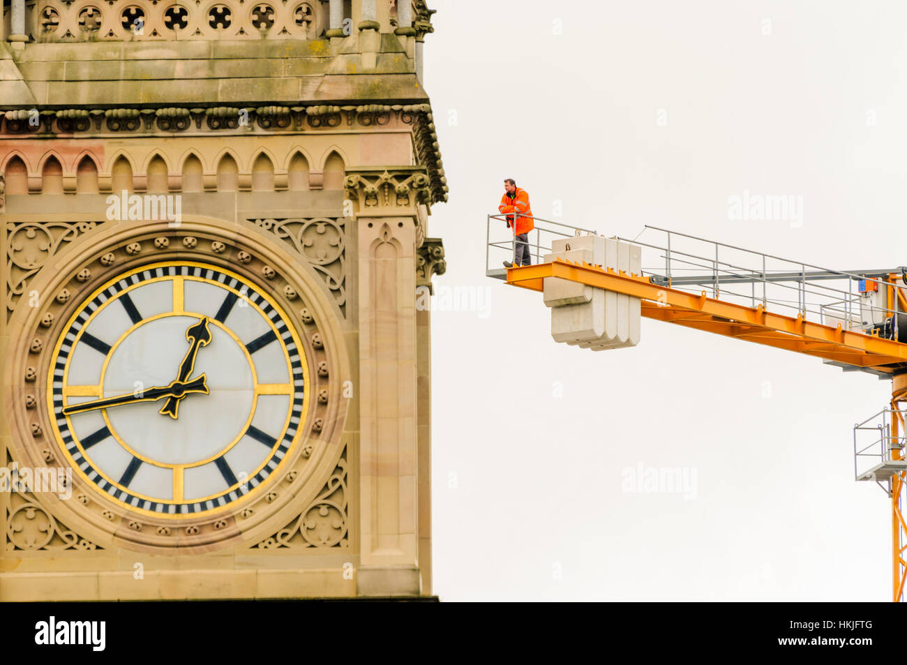 Looking down from top of building hi-res stock photography and images ...