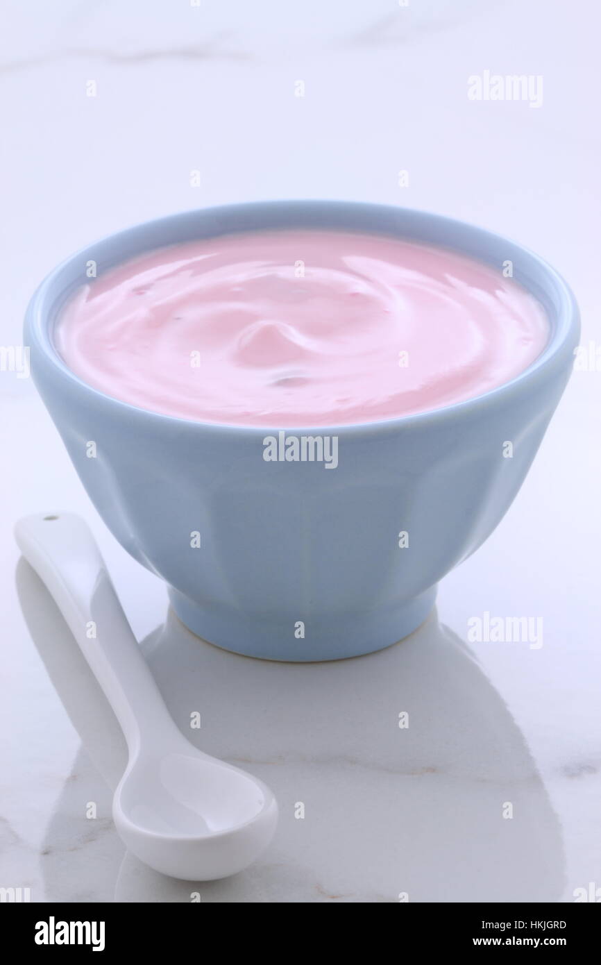 Delicious slow churned Greek strawberry yogurt, with lots of fruit and ...